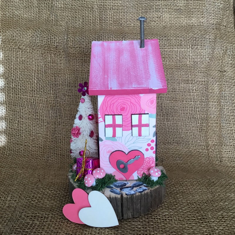 Valentine House - Etsy