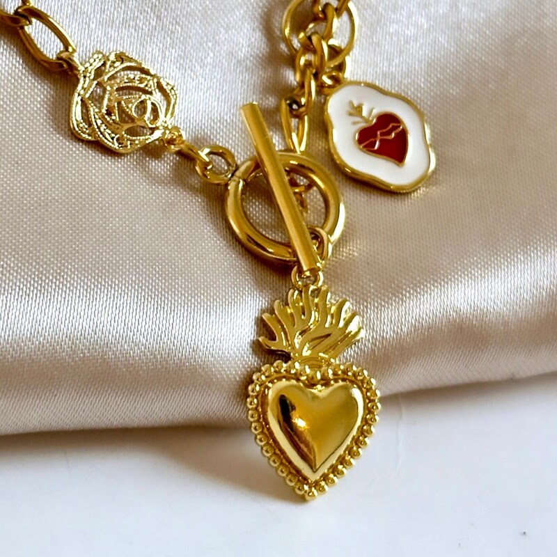 Sacred Heart Pendant - Etsy