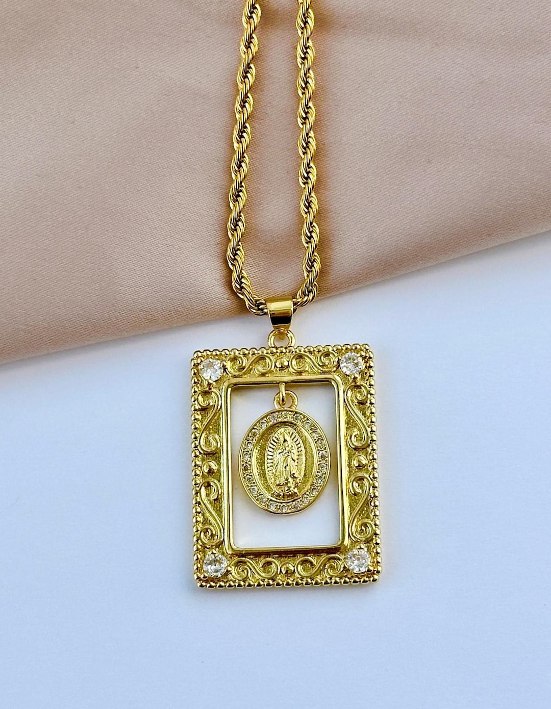 Gold Virgin Mary Necklace 14K, Virgin Mary Pendant 14K Gold, Virgin ...