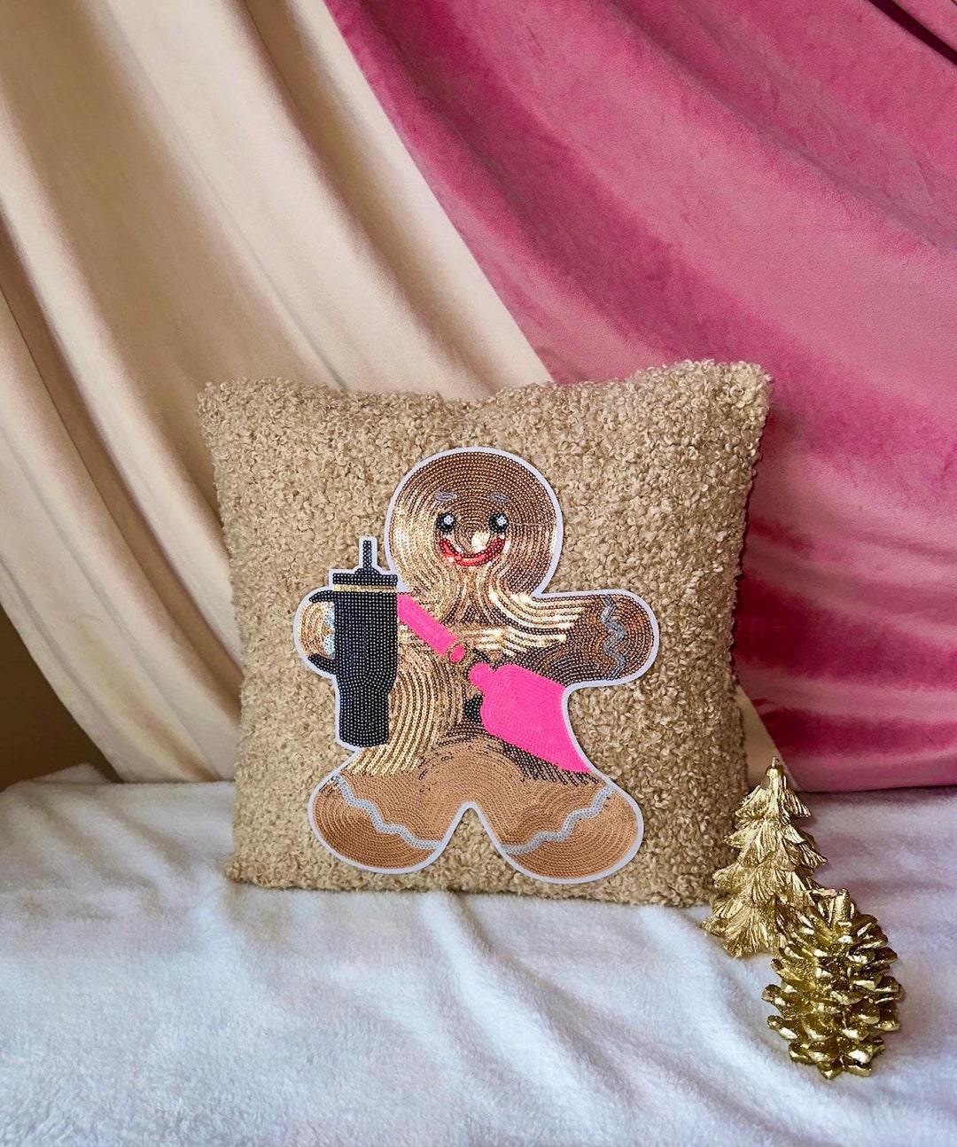 Gingerbread Man Pillow, Boucle Christmas Pillow, Gingerbread Man ...