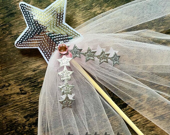 Limited Edition Glinda & Elphaba Wands | Wicked Wands for Dress up and ...