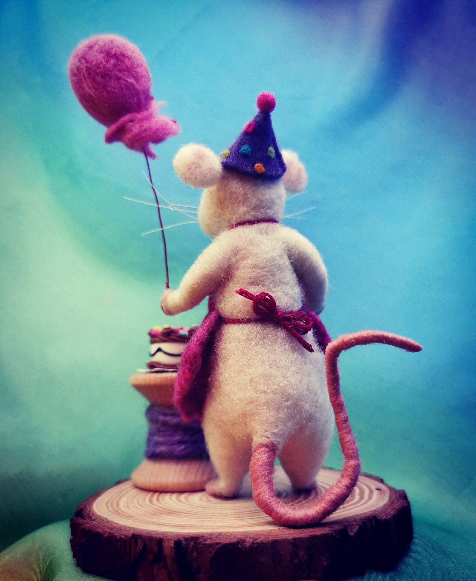 Needle Felted Birthday Mouse Decoration: Cake, Present & Balloon - Etsy