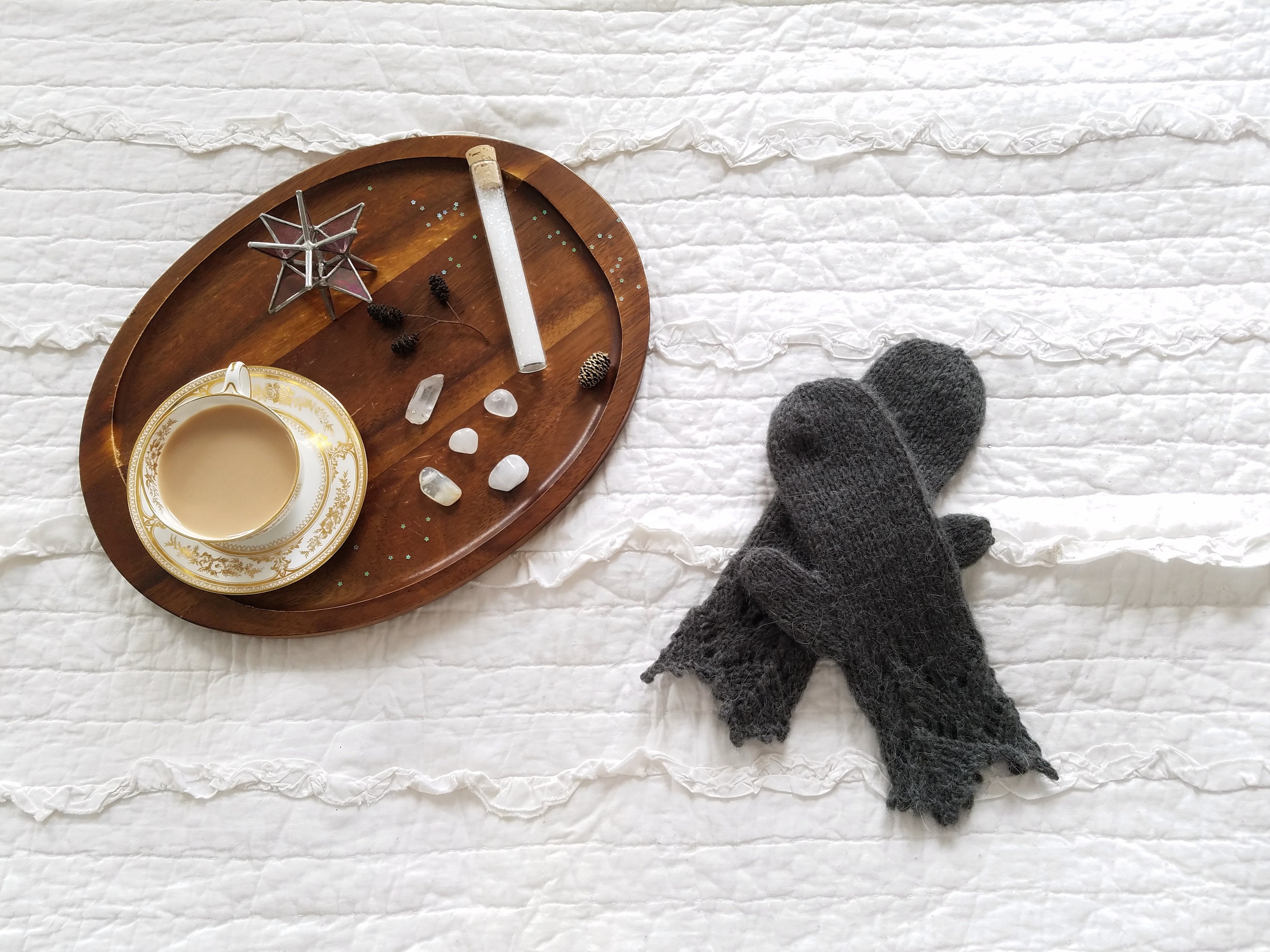 Apricity Lace Mittens | 1 Pair of Women's Hand-knitted Mittens, Knit ...