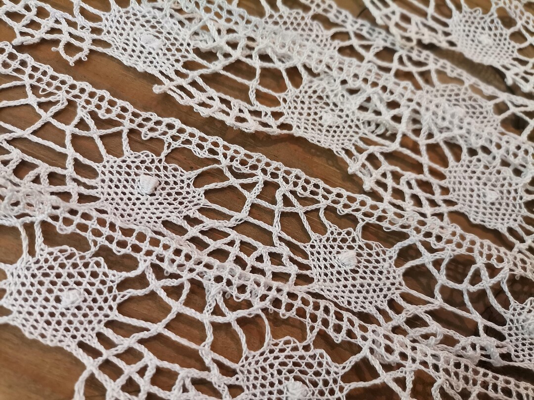 French Antique Snowy White Linen Hand Made Dentelle Du Puy Bobbin Lace ...