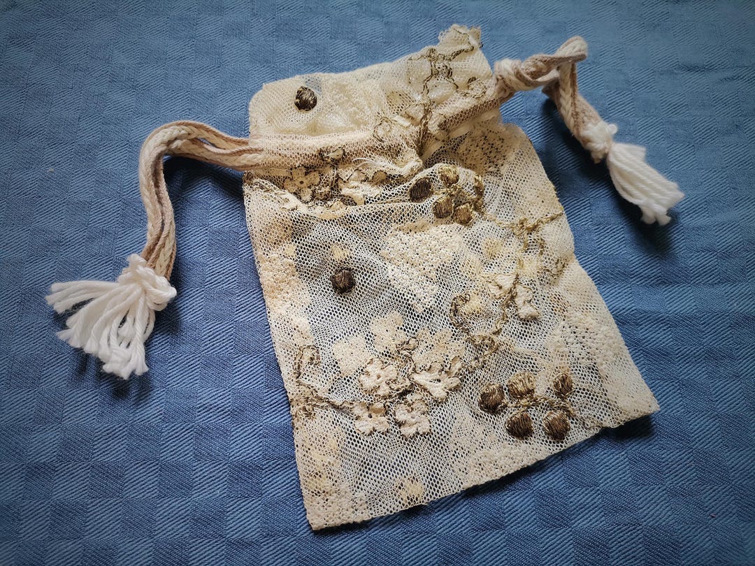 Vintage Sachet / Pouch Made From French Antique Metallic Lace A375 - Etsy