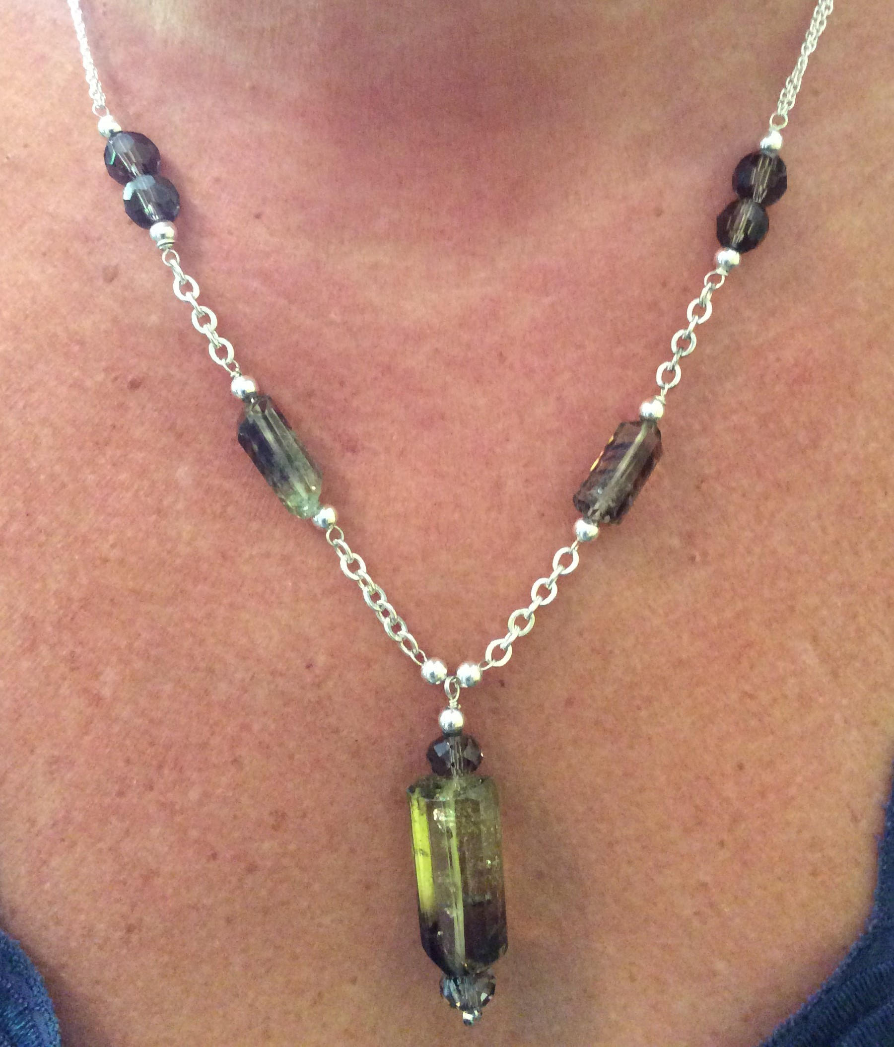 Necklace, Quartz Crystals, Bi-color Quartz Crystal Necklace