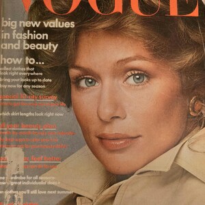 Vogue Magazine January 1974 lauren Hutton on the Cover - Etsy