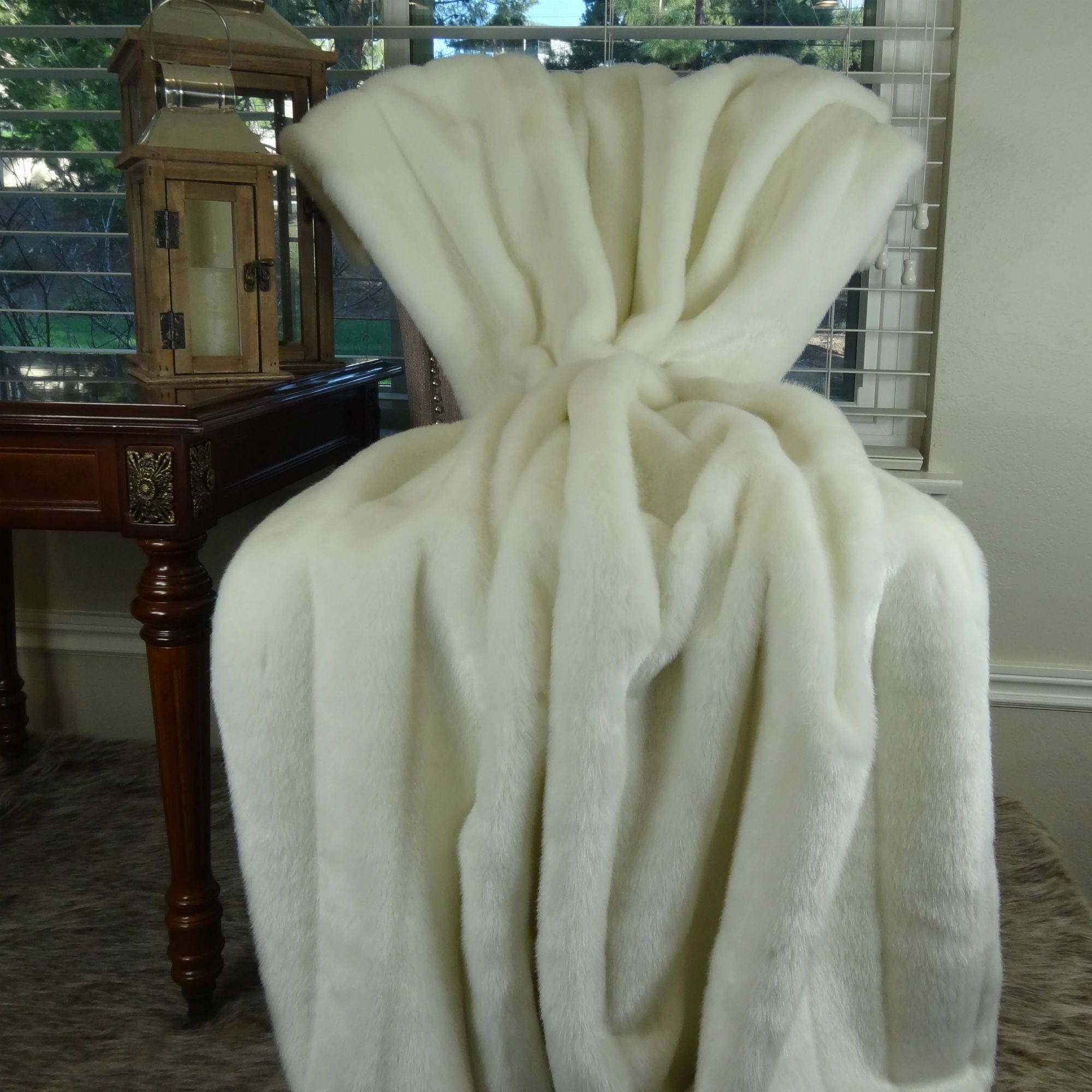 White Mink Faux Fur Throw Blanket & Bedspread Mink Faux Fur - Etsy
