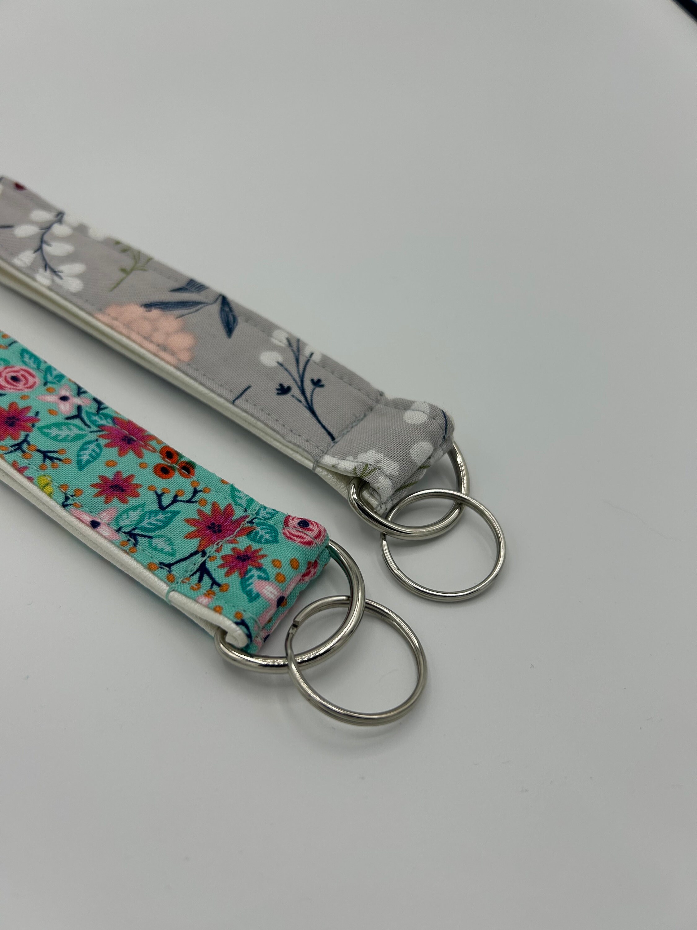 Floral Keyfob | Keyholder Wristlet | Car Key Wristlet |birthday Gift ...