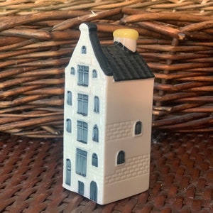 Vintage KLM Dutch Airline No. 65 Delft House Collectable Blue & White ...