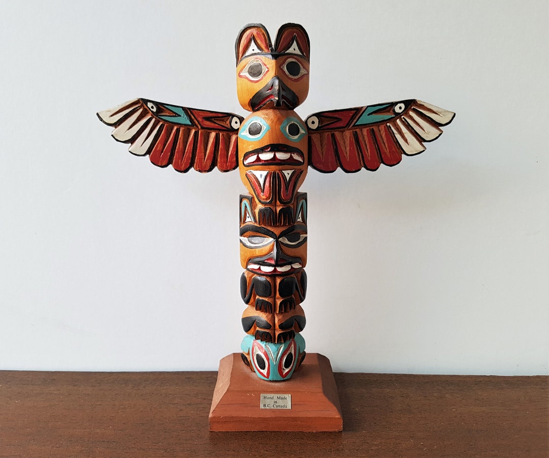 9" TOTEM Pole by RITA WILLIAMS First Nations Pacific Northwest Nuu-chah ...