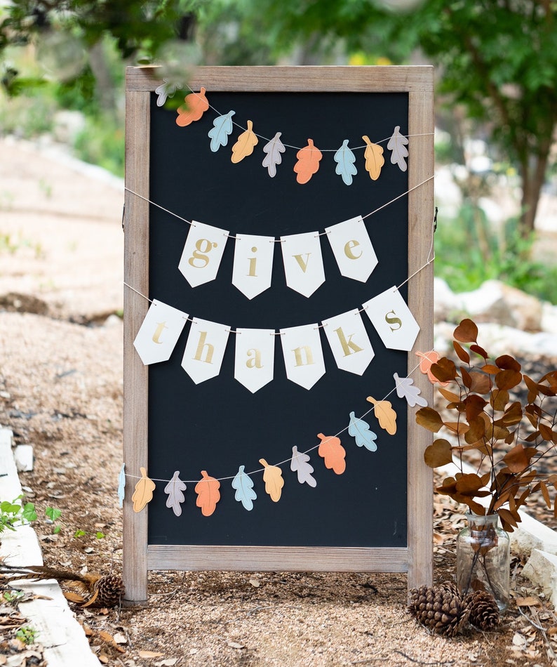 Give Thanks Paper Pennant Banner Set - Thanksgiving Banner - Happy ...