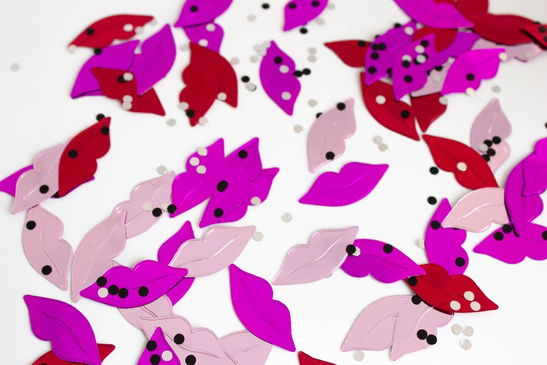 Bachelorette Confetti - Lips Confetti - Bachelorette Party Decor ...