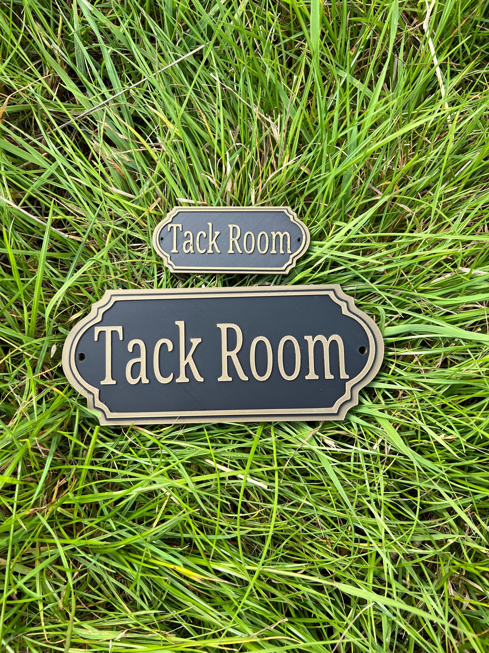 Tack Room, Feed Room, Rug, Tea, Wash Room, Yard Signs Riding School ...