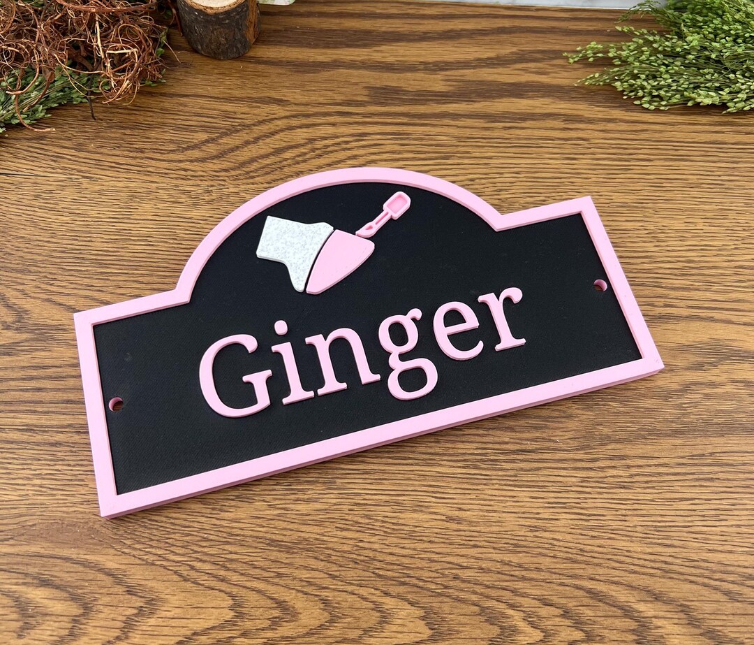 Sassy Hoof Emoji Mare Name Plate Personalised Custom Design Stable Name ...