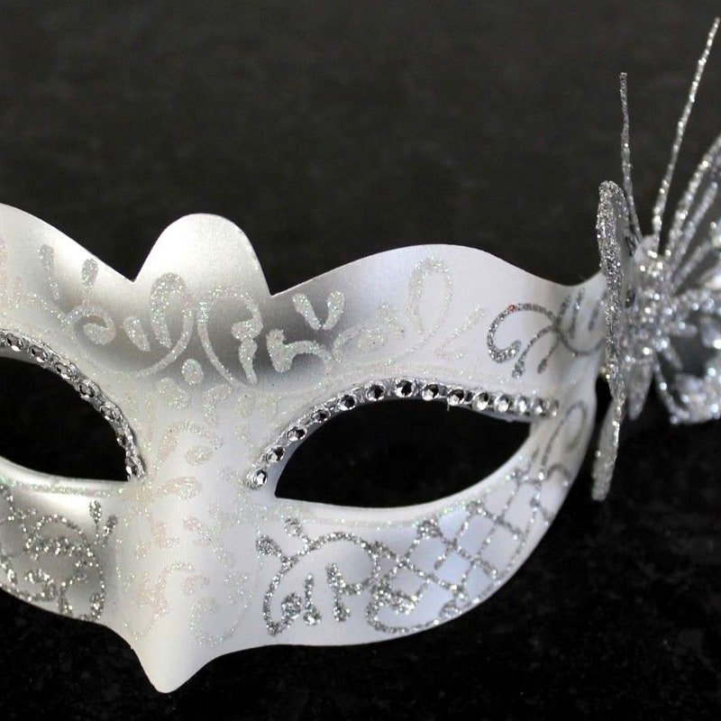 Snowflake Mask - Etsy