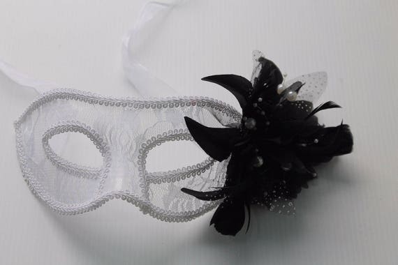 White Lace & Pearl Masquerade Mask With Flower | Etsy
