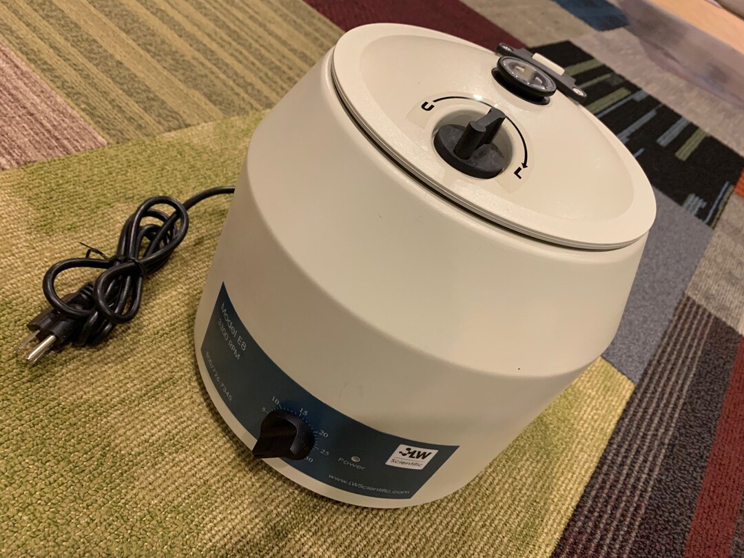 LW Scientific Model E8 3300 RPM Centrifuge With 8 Position Rotor ...