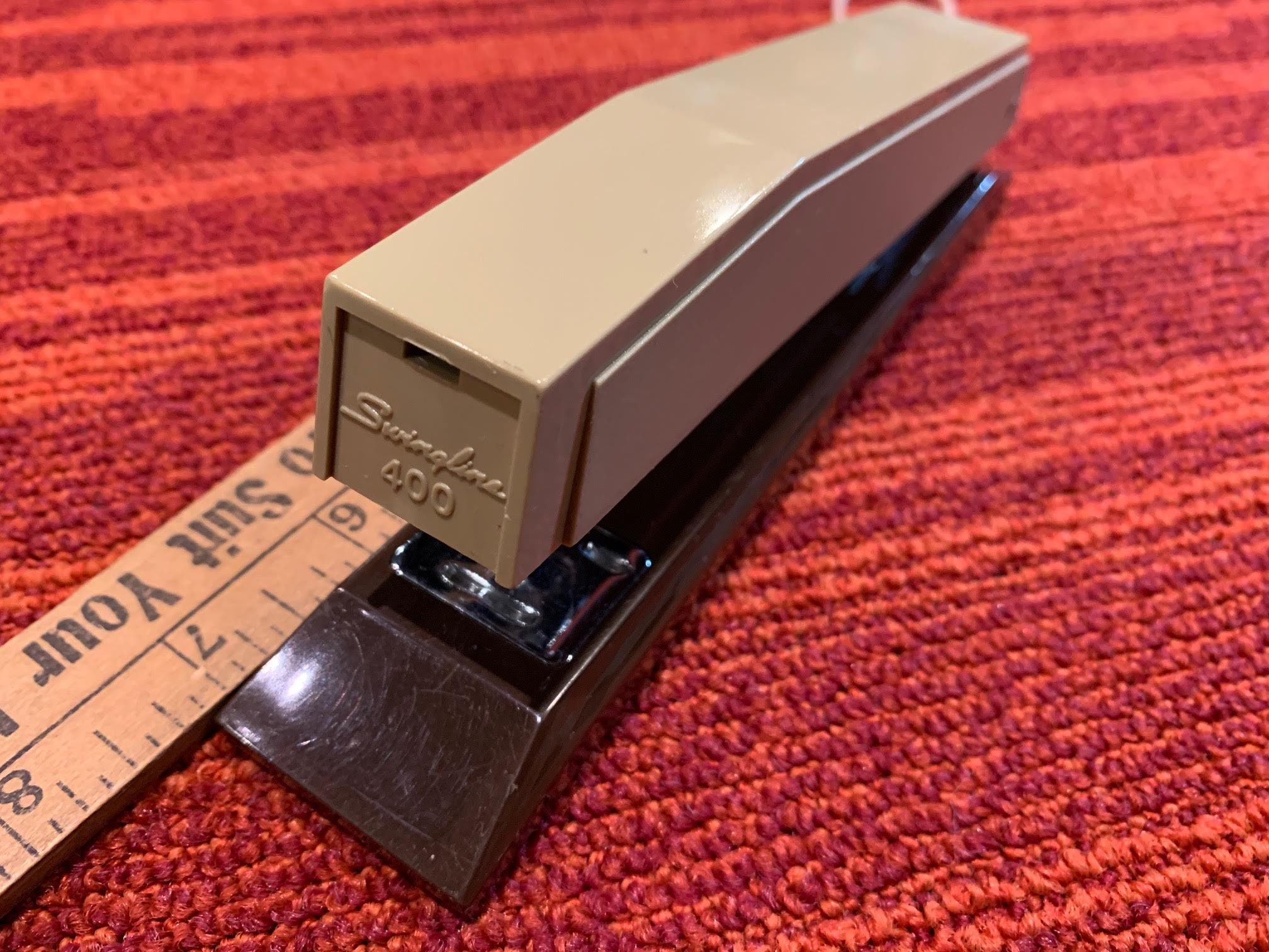 Vintage Swingline 400 Desk Stapler Beige on Brown Base Mid Century ...