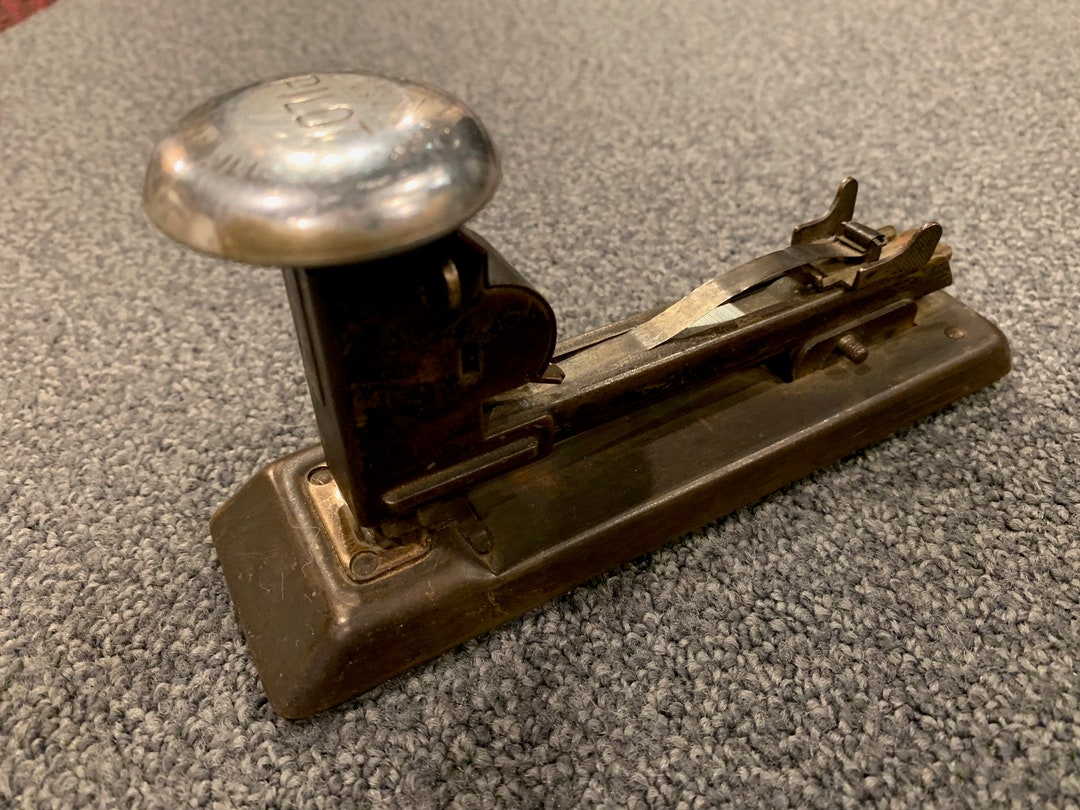 Vintage PILOT Stapler Early Mid Century Office Stapler USA - Etsy