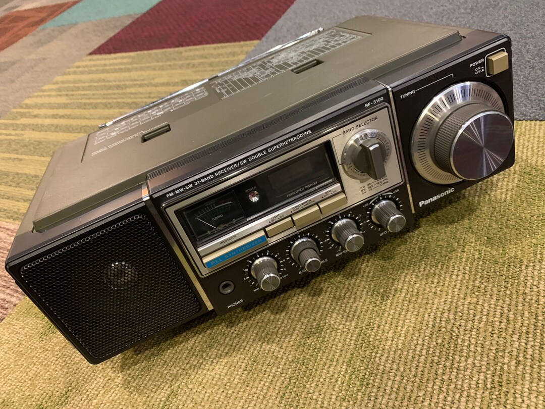 Vintage Radio Panasonic RF-3100 FM MW 31 Band Receiver Double ...