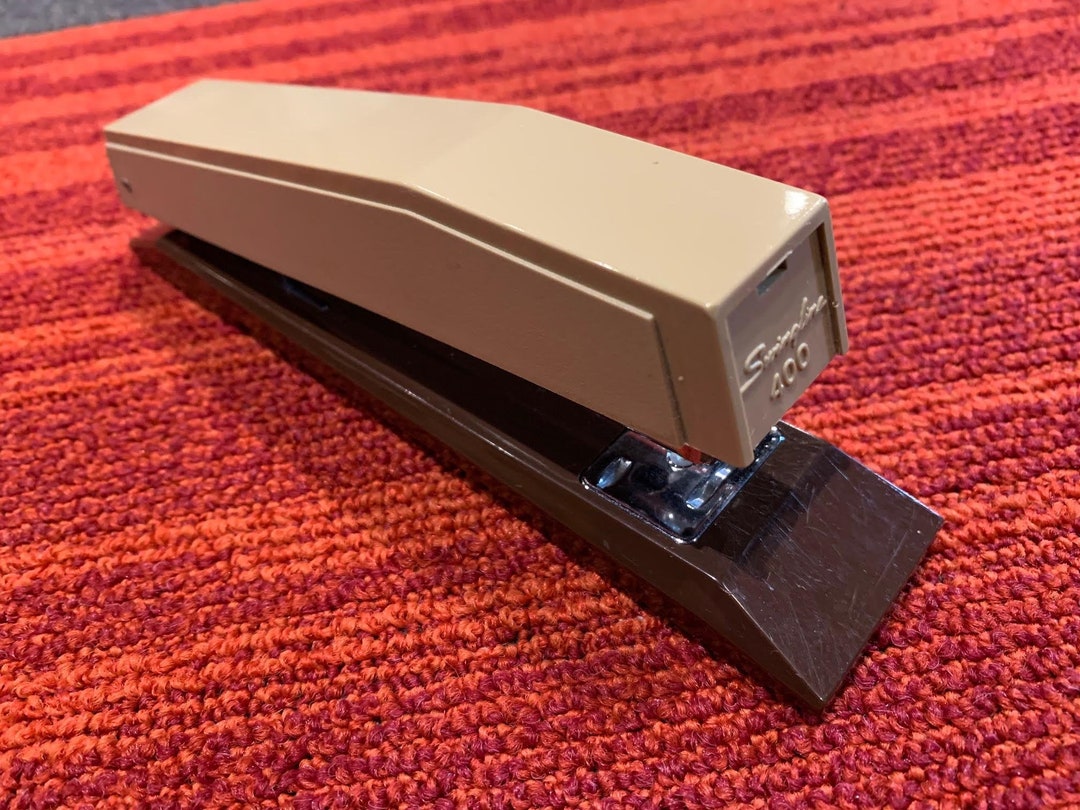 Vintage Swingline 400 Desk Stapler Beige on Brown Base Mid Century ...