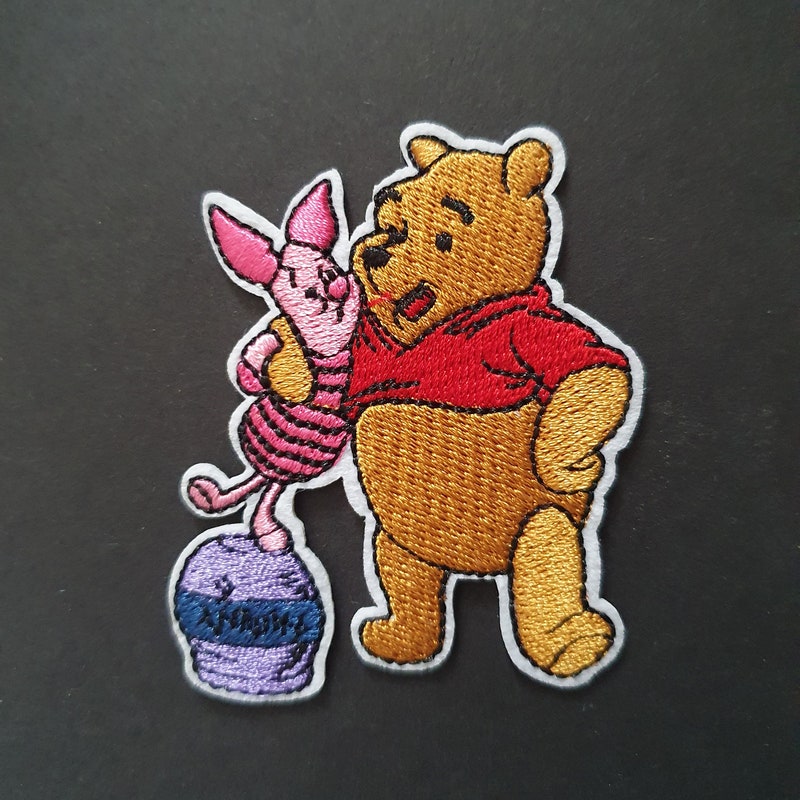 Pooh Applique - Etsy