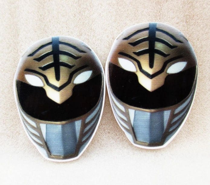 3 Planar Resin Flat backs Power Rangers Gold Helmet | Etsy