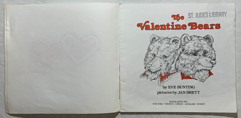The Valentine Bears by Eve Bunting Pictures by Jan Brett - Etsy
