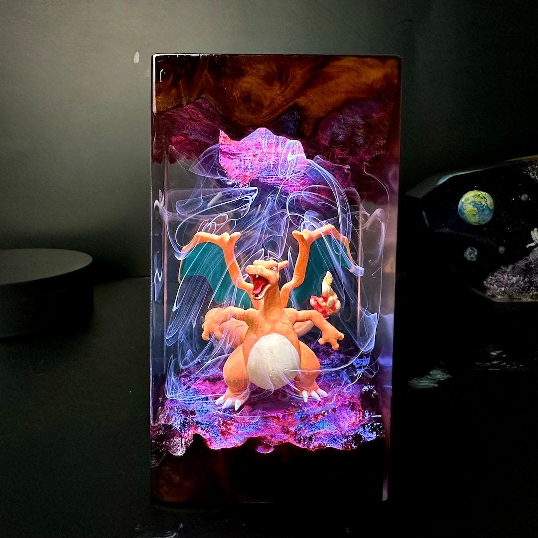 Custom CHARIZARD Resin Wood Lamp, Christmas Gift, Custom Diorama for ...