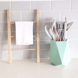 Mini Dish Towel Holder | Country Kitchen Farmhouse Dish Rag Stand ...