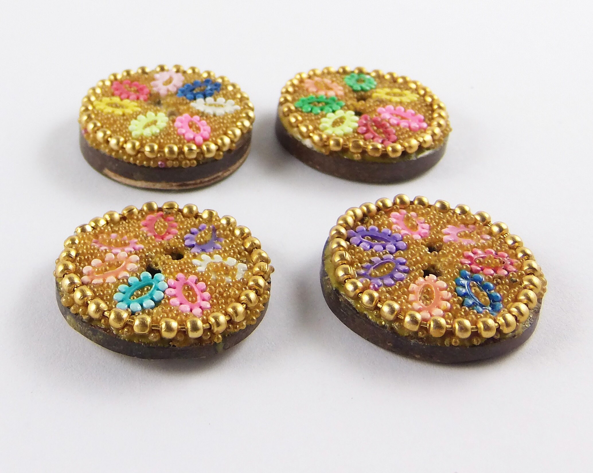 Handmade Natural Glass Cavier Buttons Multicolor 25mm Glass Caviar ...