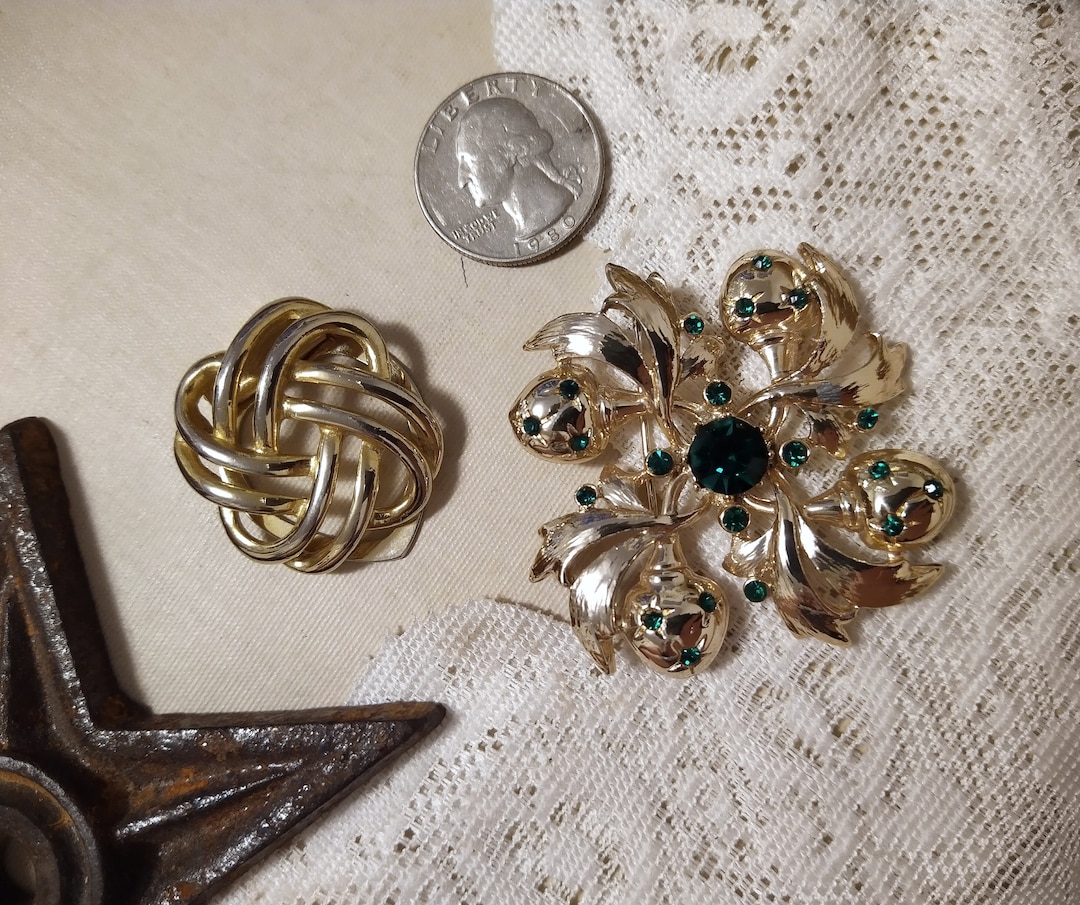 Vintage Golden Duo - Lieba Scarf Clip & Emerald Rhinestone Berry Brooch ...