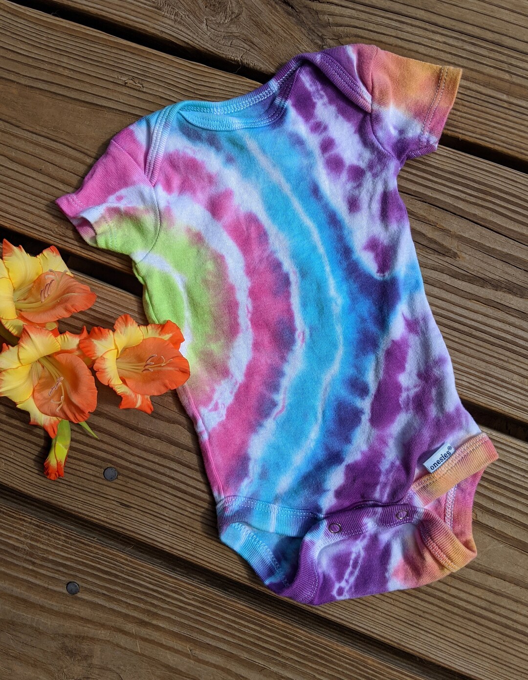 0-3 M Tie Dye Onesie - Etsy