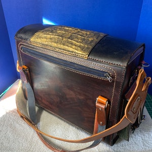 Large Explorer Bag - Etsy
