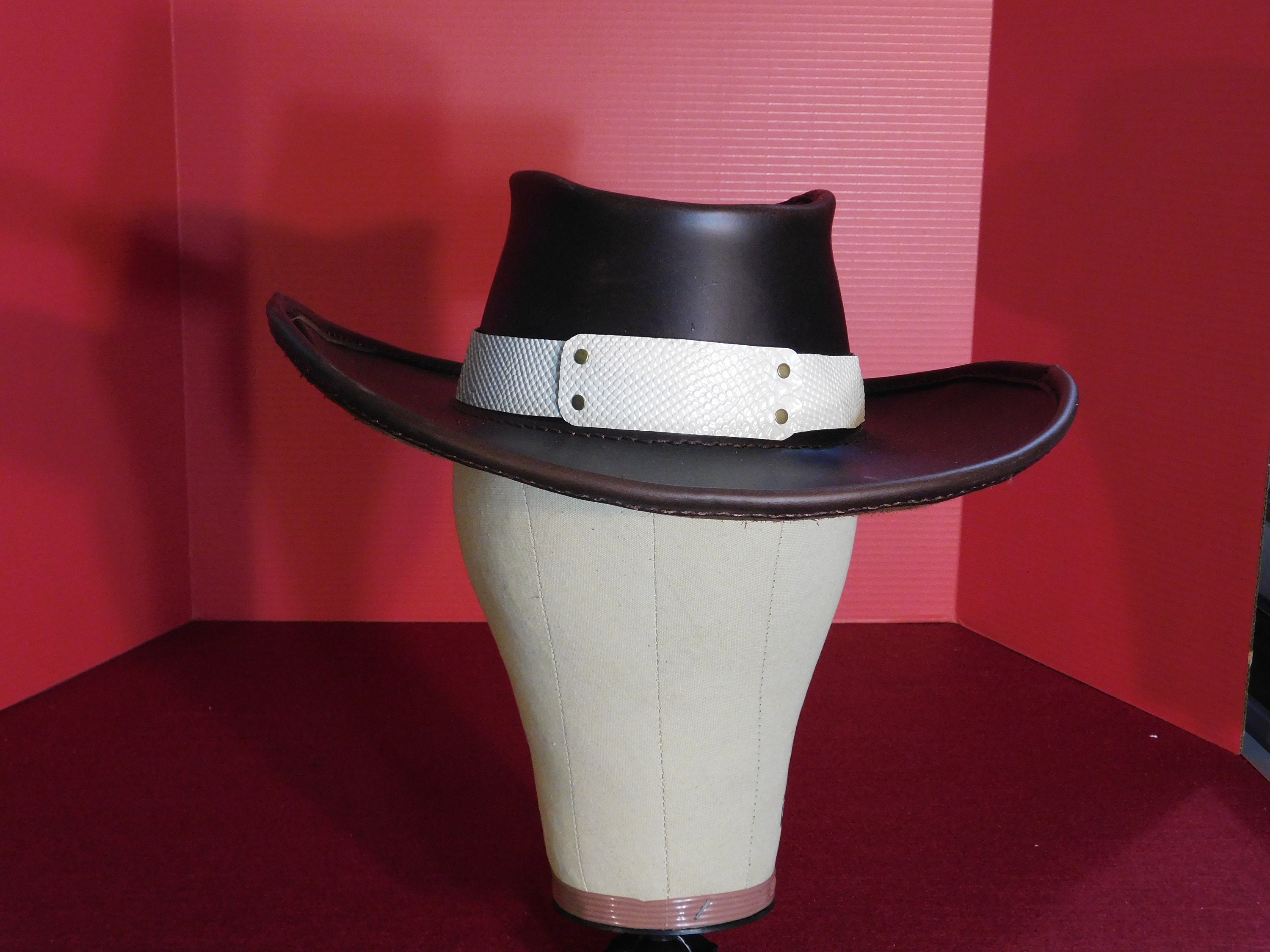 Bounty Hunter Black Leather Hat | atelier-yuwa.ciao.jp