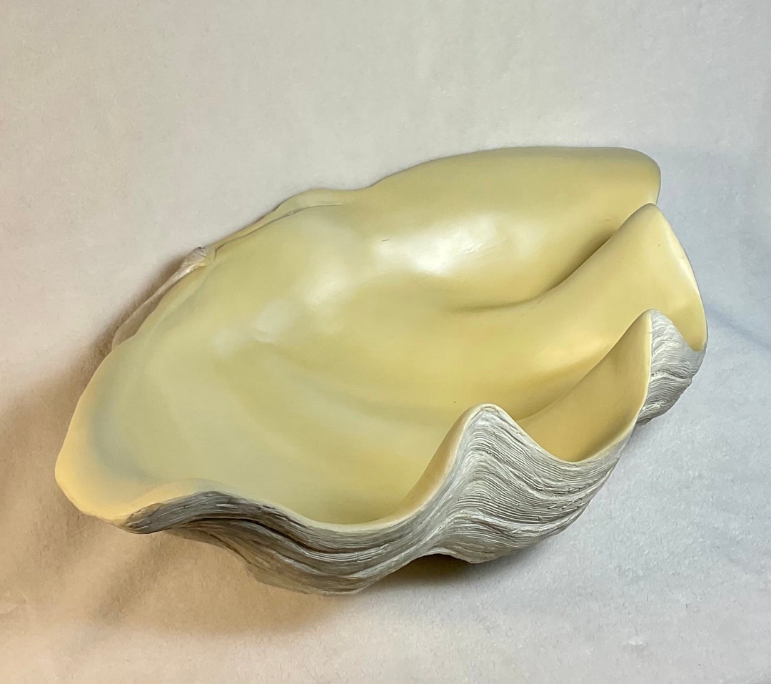 Vintage Coastal Monumental Resin Clam Shell Bowl Decor - Etsy