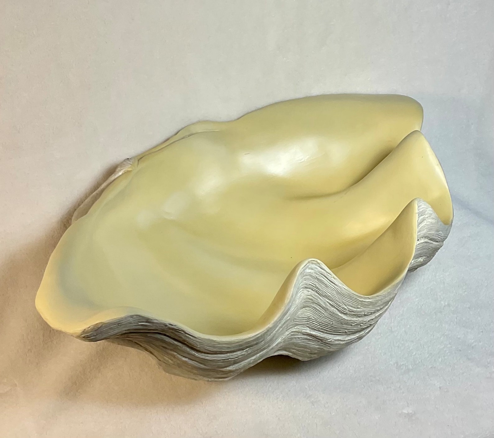 Vintage Coastal Monumental Resin Clam Shell Bowl Decor - Etsy
