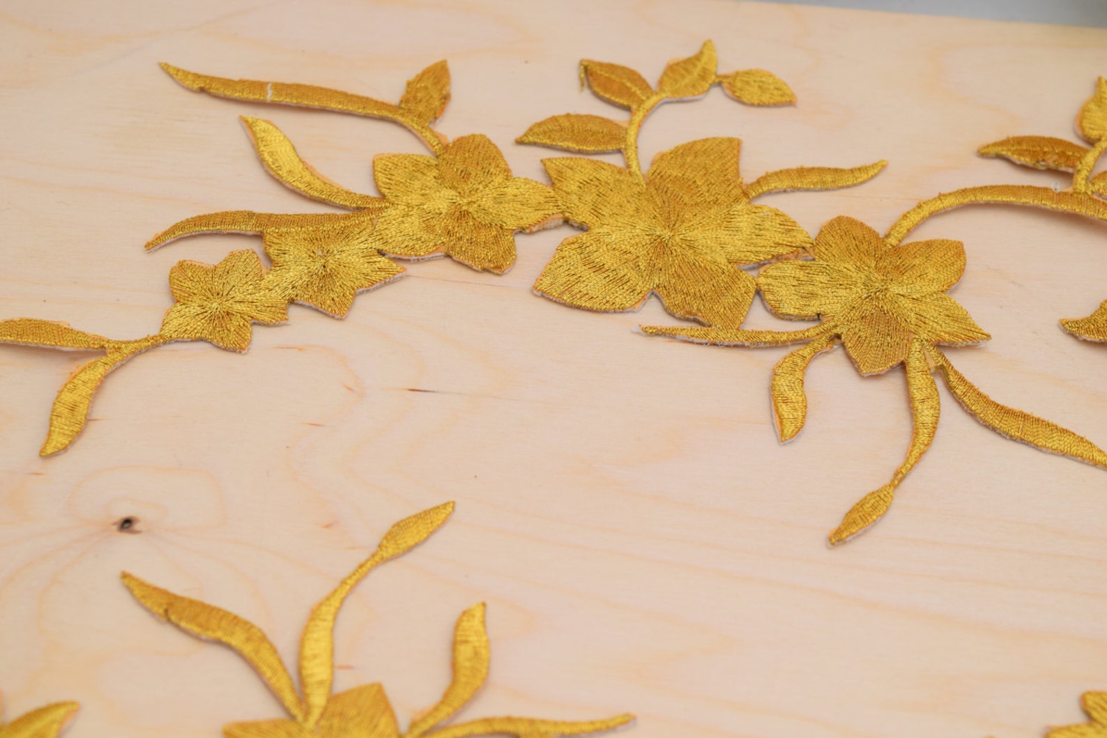 Gold Flower Patches 2 Gold Embroidery Flower Patches Vintage - Etsy