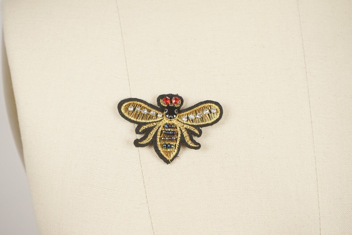 Luxe Bee Patch / Gold Embroidery / Black and Red Eyes / Gucci | Etsy