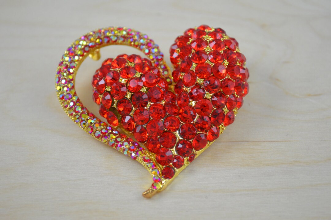 Red Heart Broach. Large and Bold Red and Gold Heart With Red ...