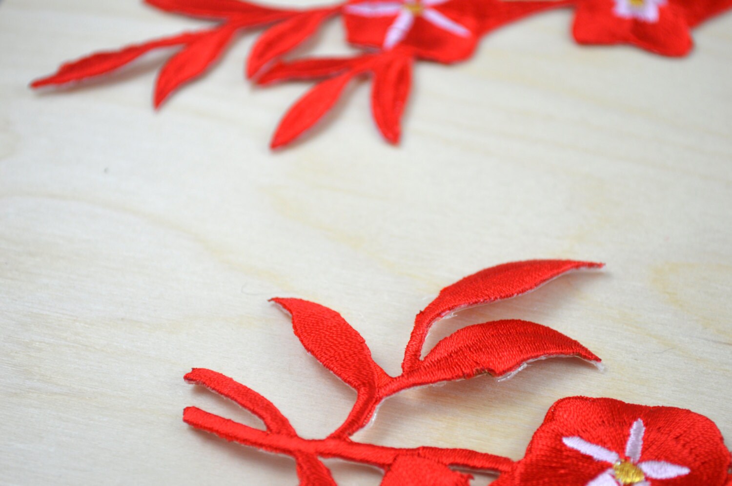 Red Flower Patch Iron on Flower Patch 2 Red Embroidery Flower - Etsy