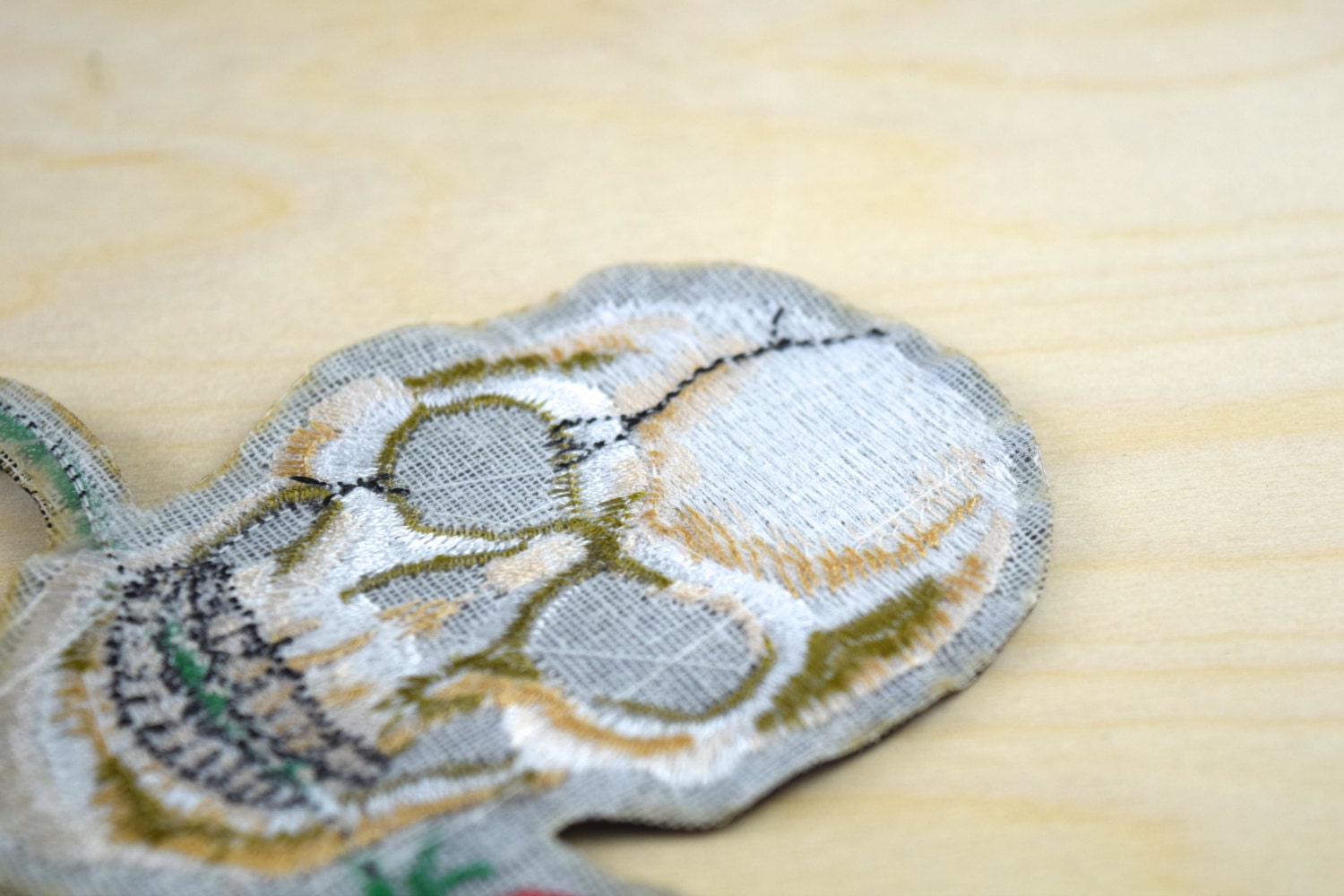 Skull Patch/ Badass Skulls With Roses Through Teeth With Iron - Etsy