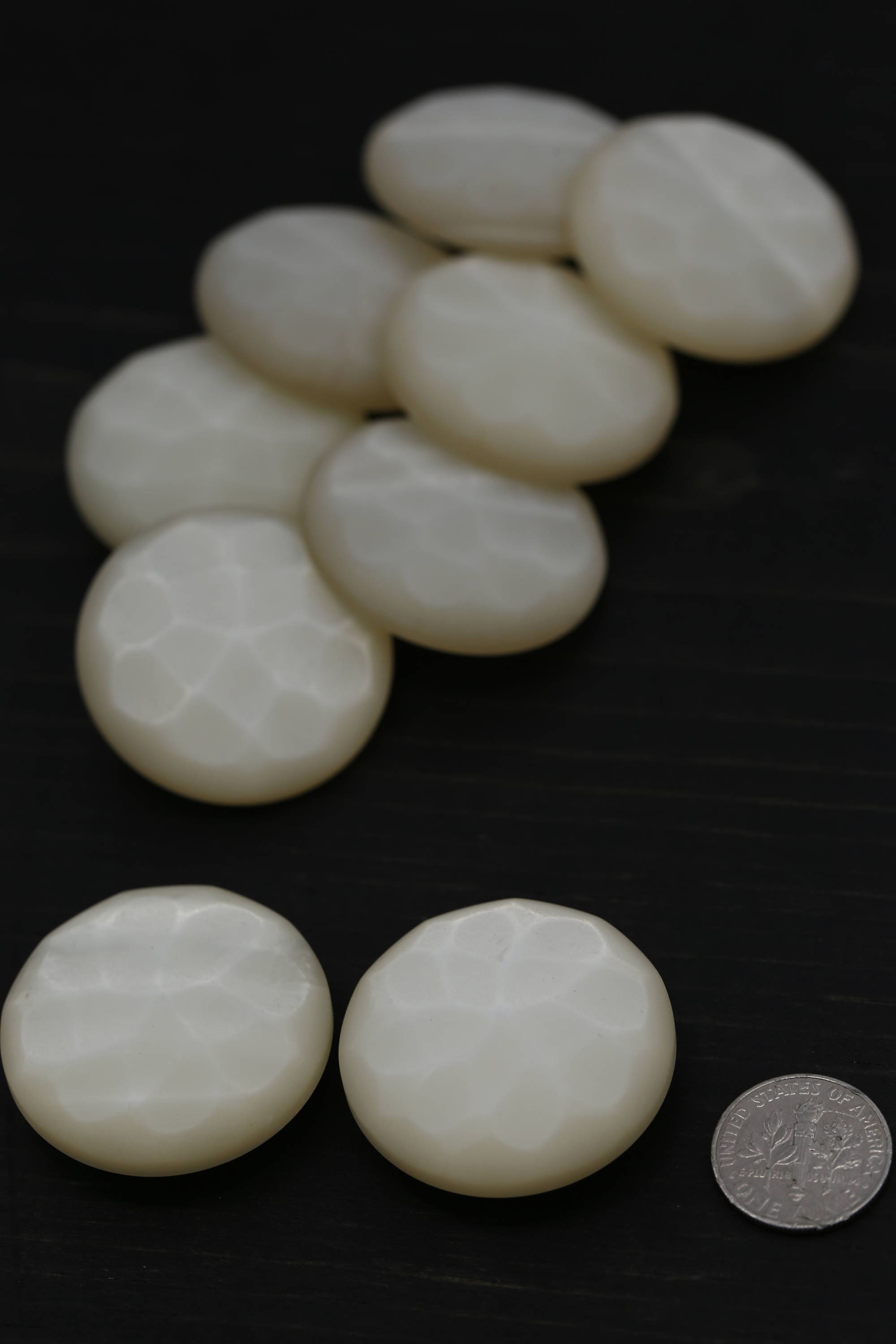 Off White Plastic Button/ 1 Dozen/ Fish Scales Button/ Shank - Etsy