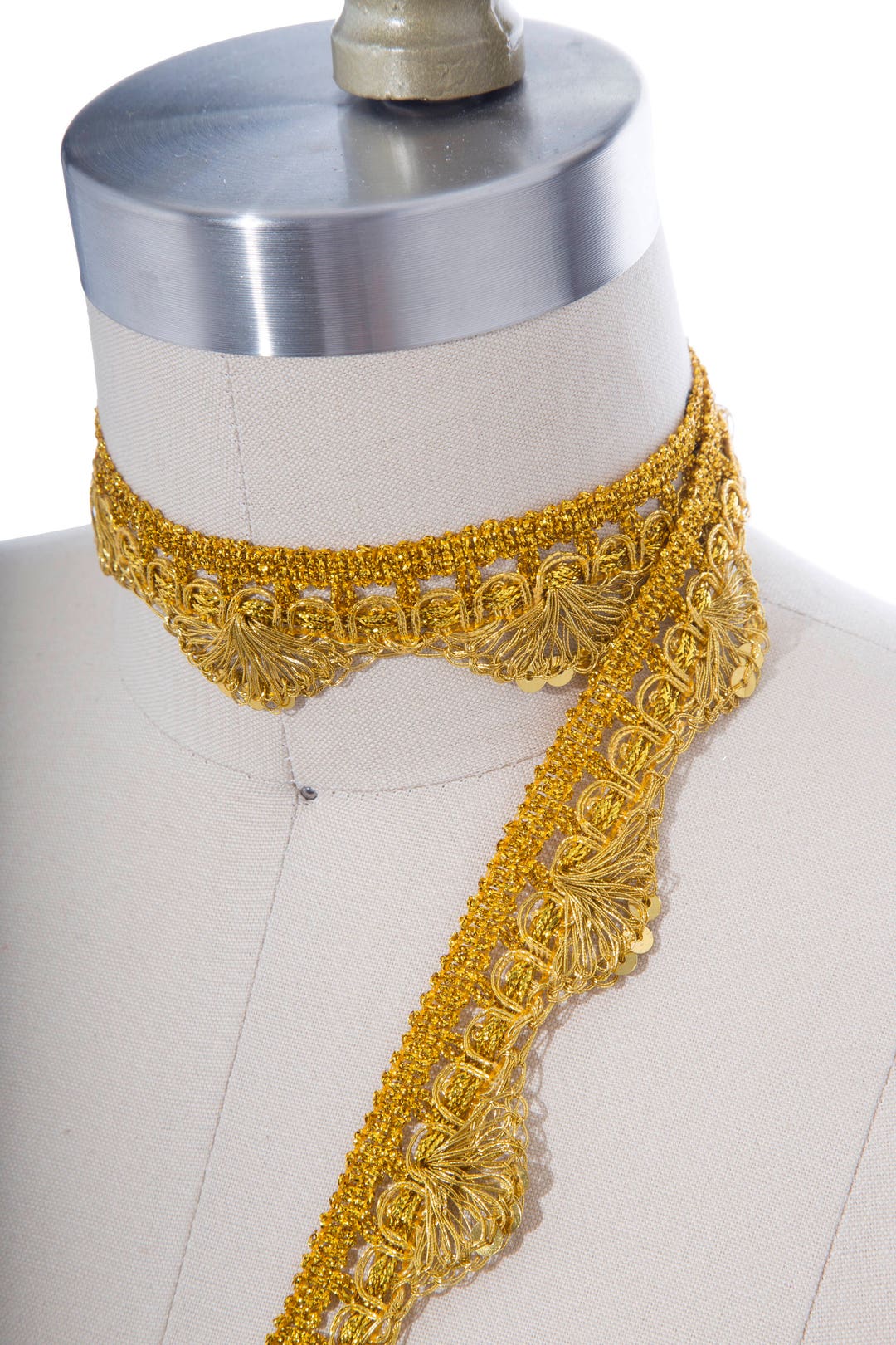 Gold Metallic Gimp Trim: Indian Styled Sequined Scalloped Edge, 1 ...