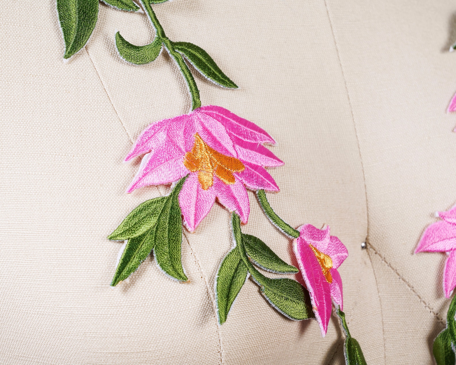2 Red and Purple and Green Lily Embroidered Flower Patches/ Applique ...