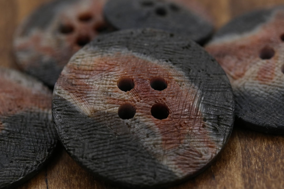Textured Brown Plastic Buttons: Four Hole, Double Sided (1 Dozen) BL025 ...