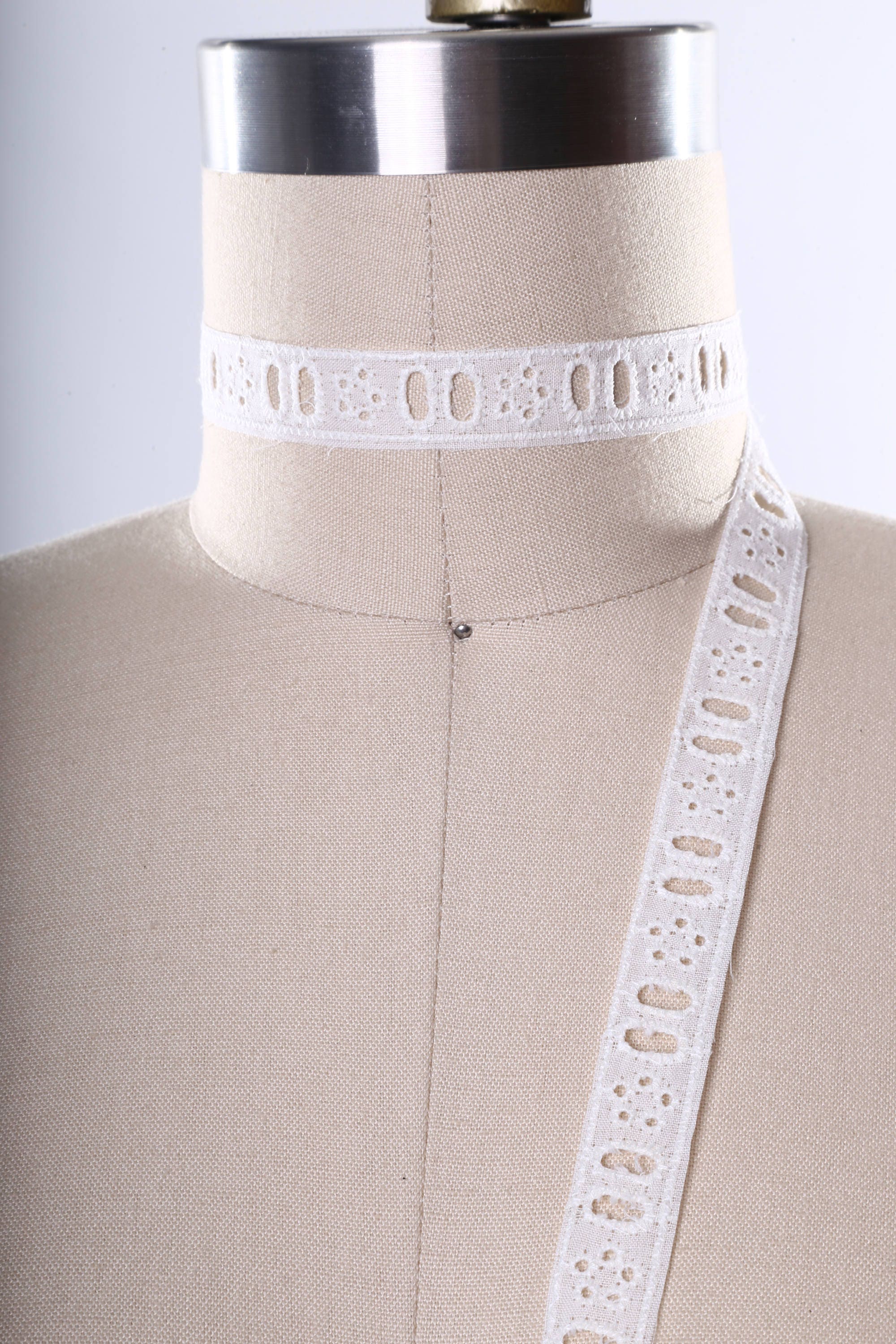 2 Yards Cotton Eyelet Lace/ Embroidery Work/ Fagotting Perfect | Etsy