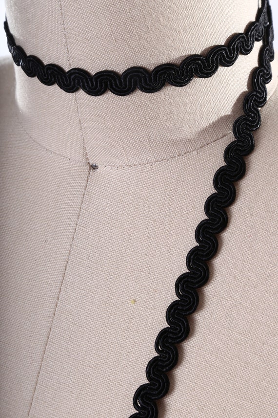 Black Gimp Trim 2 YARDS Black Scroll Gimp Trim for Roman | Etsy