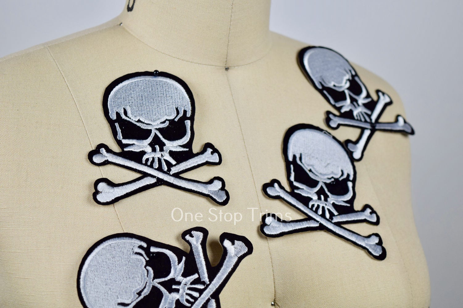 Skull Patch. Iron On. Ride or Die Skull and Bones Phelt | Etsy